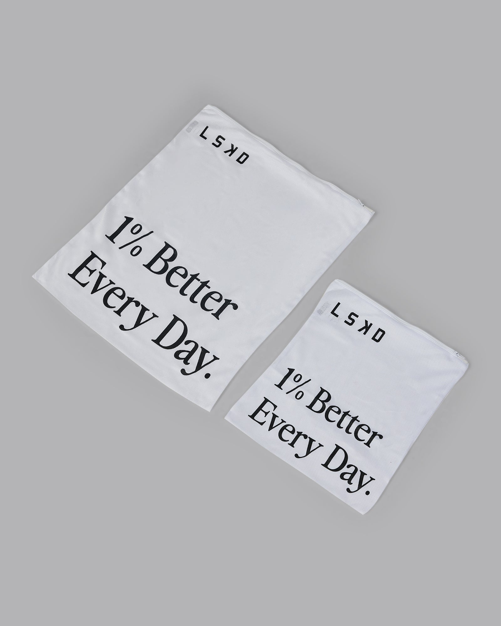 1% Better Wash Bag Set - White-Black | LSKD