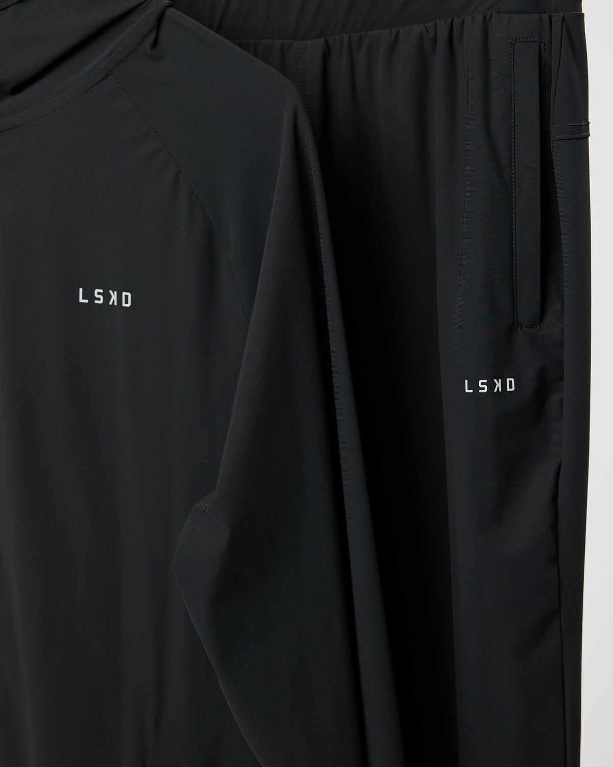 Mens Train-Lite FLXMAX Jacket - Black | LSKD