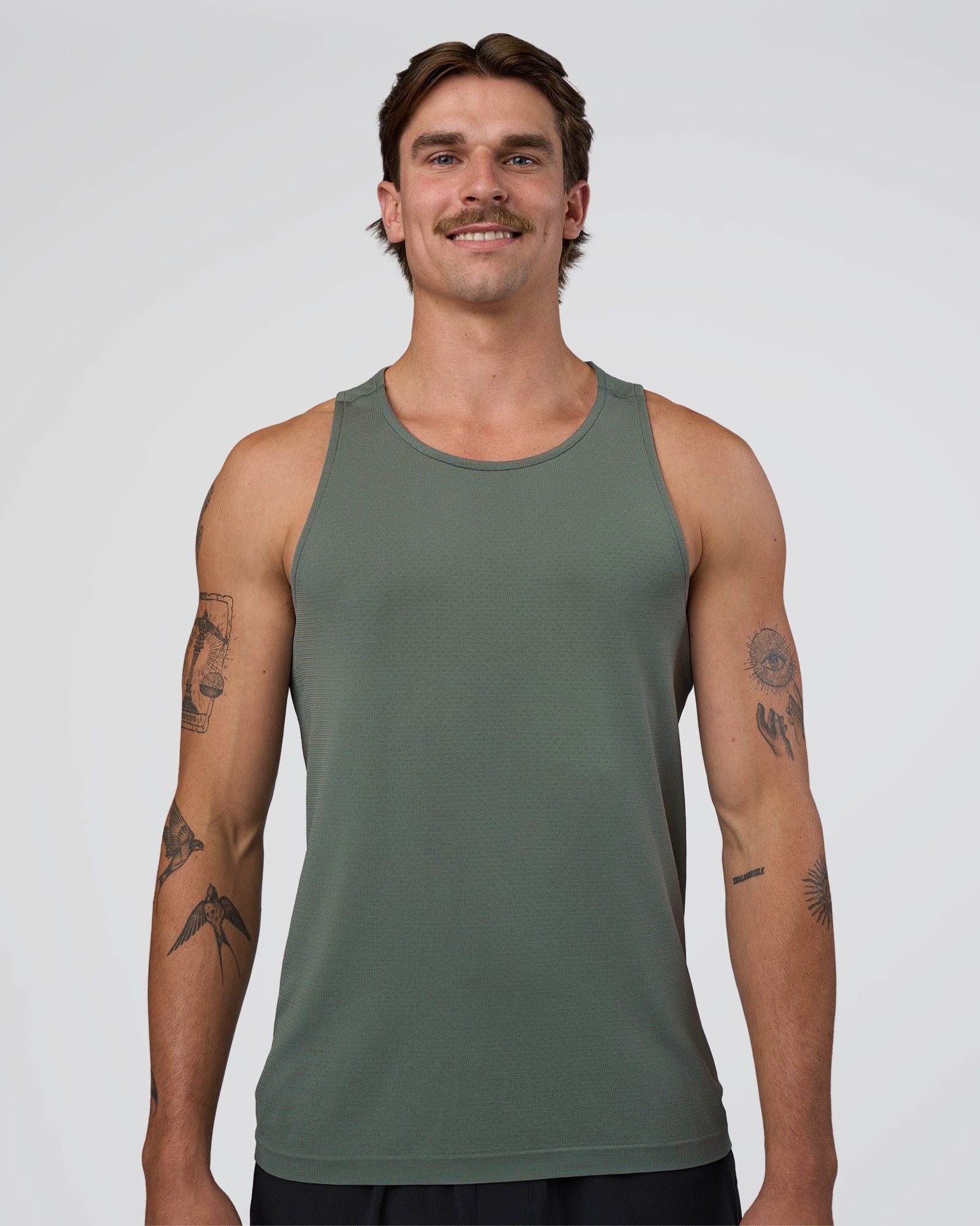 AeroFLX+ Seamless Tank - Graphite/Graphite | LSKD