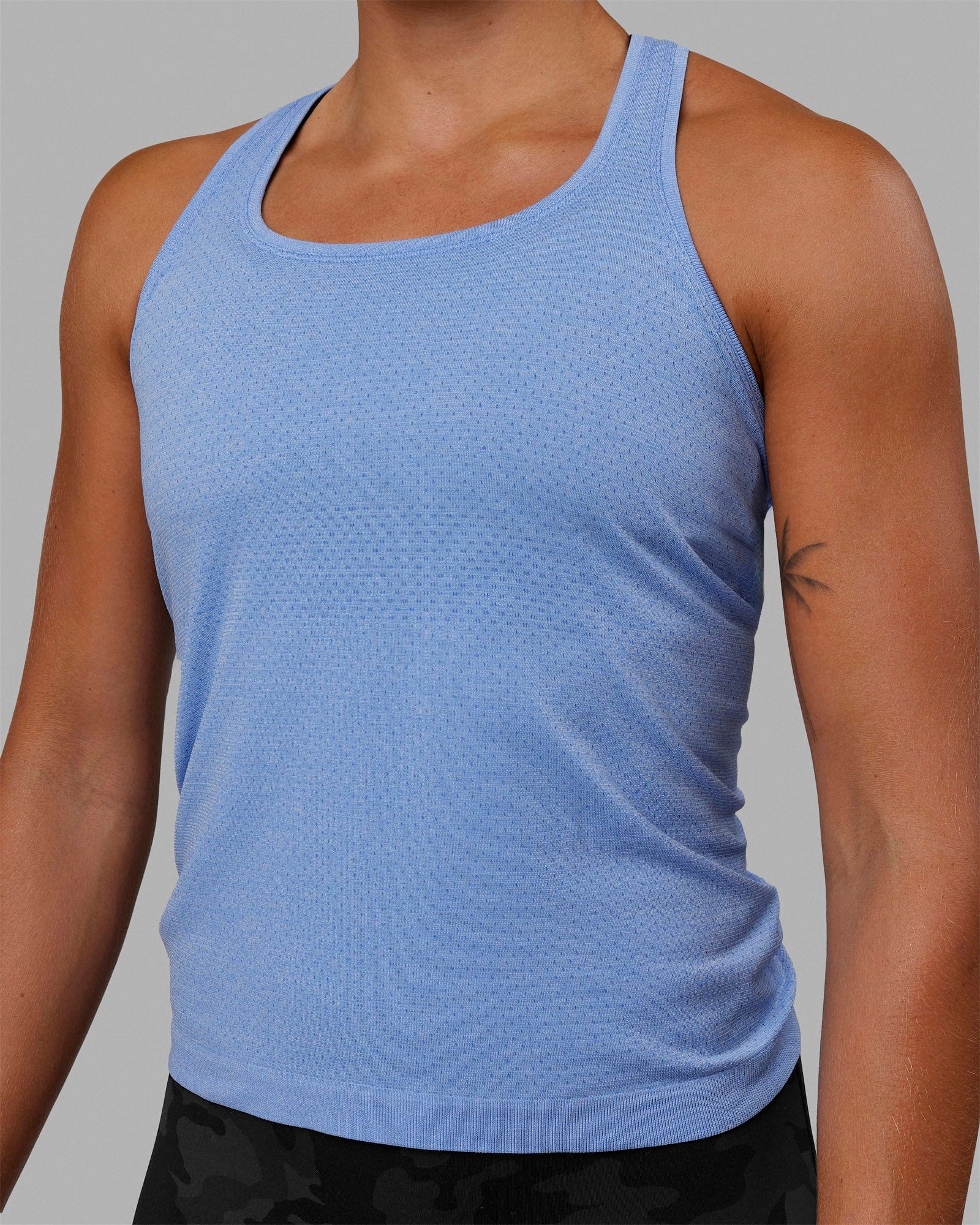 Womens AeroFLX+ Seamless Tank - Cornflower Blue Marl | LSKD