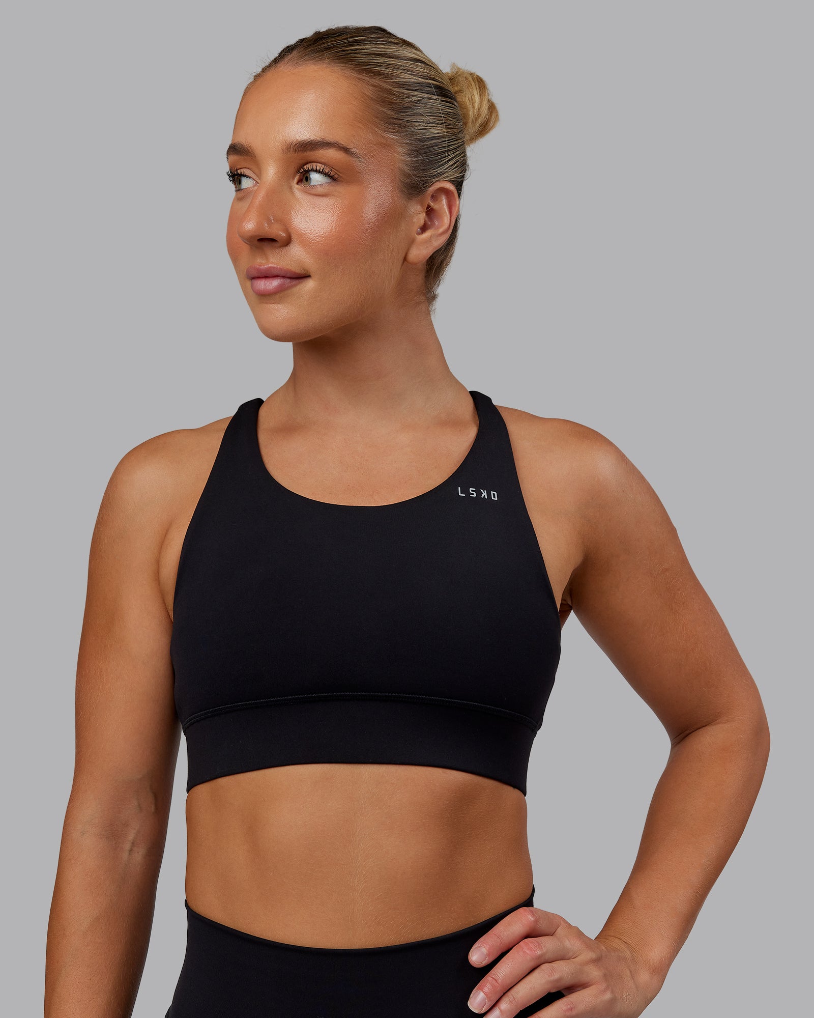 Accelerate Medium Support Sports Bra - Black | LSKD